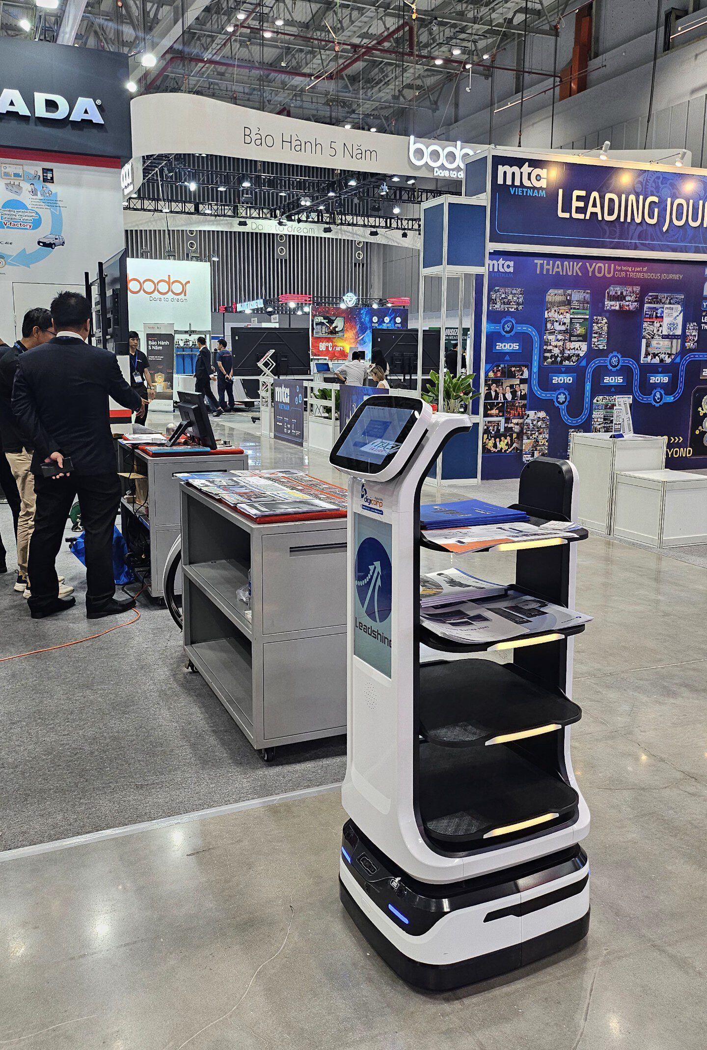 THAM GIA HỘI CHỢ TRIỂN LÃM MTA VIETNAM 2024 CÙNG ROBOT CỦA DIGICORP ...